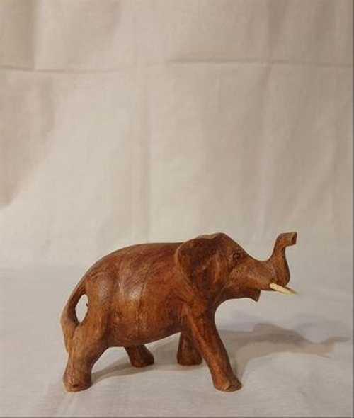 Статуэтки слоны деревянные