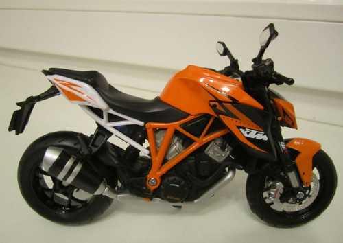 Модель мотоцикла KTM 1290 SuperDuke R 1/12