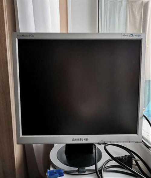 Монитор 17 Samsung SyncMaster 713n