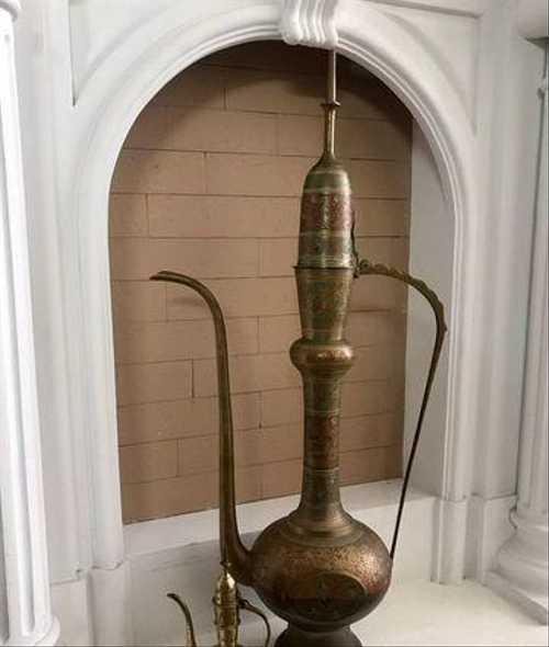 Огромный старинный кувшин. Пакистан