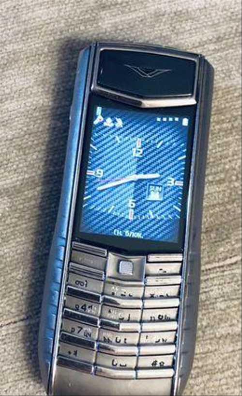 Телефон vertu не включается