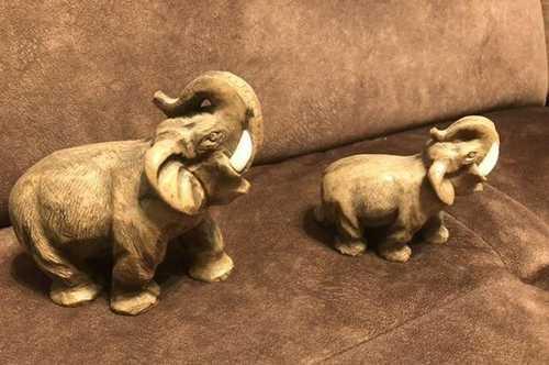 Фигурки слонов из натурального камня