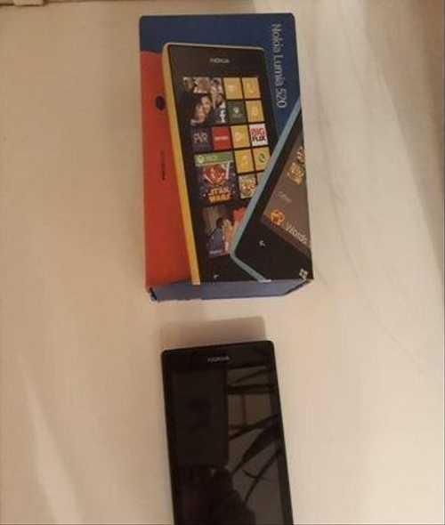 Nokia lumia 520