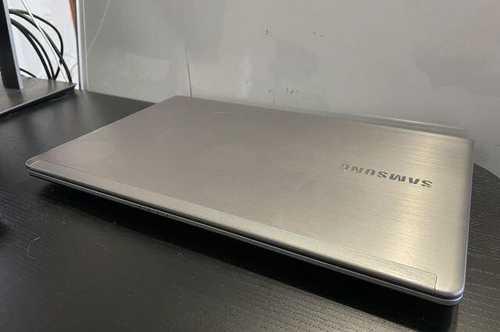 Ноутбук Samsung NP510R5E i5/Radeon/SSD