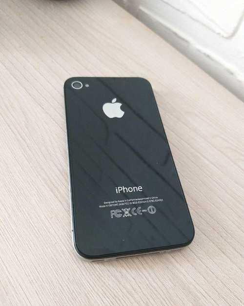 iPhone 4s 8gb без царапин