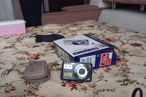 Компактный фотоаппарат Sony w210