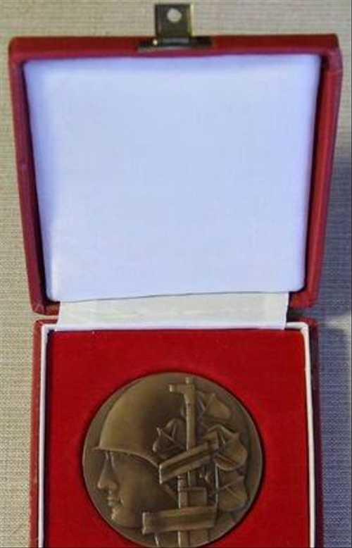 Настольная медаль Народная армия Чехословакии