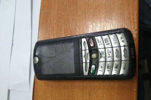 Телефон Motorola e398