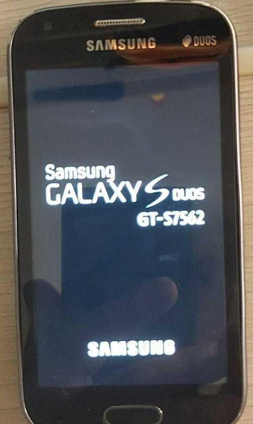 Телефон Samsung Galaxi Duos