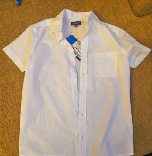 Новая белая рубашка с коротким рукавом 128р