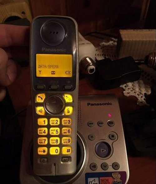 Телефон Panasonic KX-TG7225RU, KX-TG6822RU