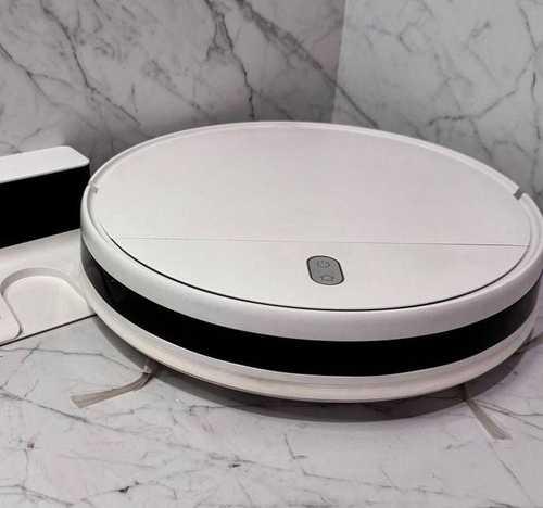 Робот-пылесос Xiaomi MiJia Sweeping Robot G1