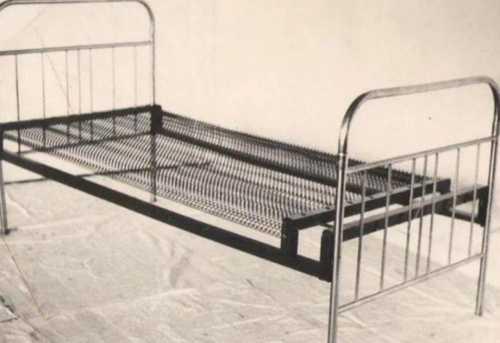 Кровать железная СССР полутораспальная