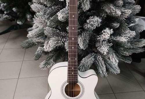Акустическая гитара Elitaro E4010 белая