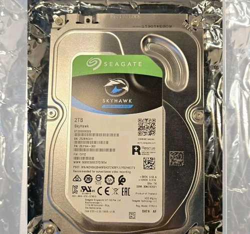 Жесткий диск Seagate SATA I 3,5 дюйма 2 тб