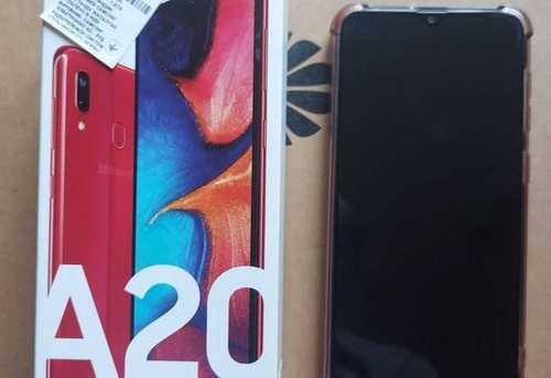 Samsung Galaxy A20, 3/32 ГБ