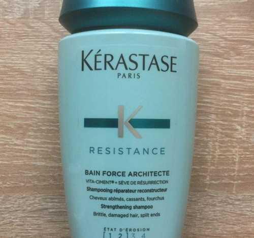 Kerastase resistance bain force arhitecte 250