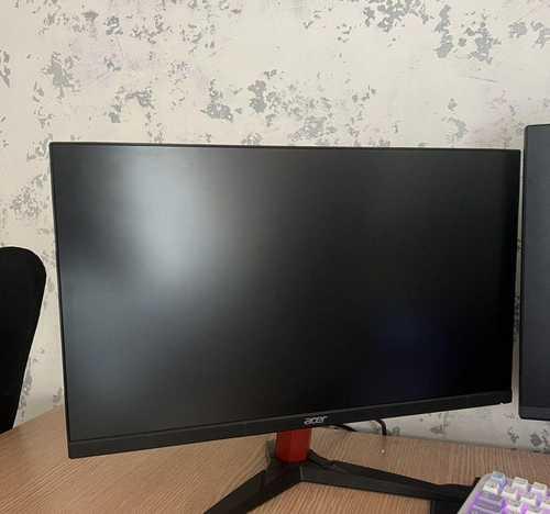 Acer kg242y