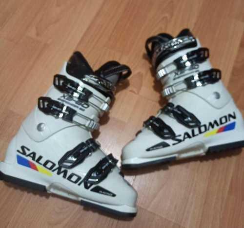 Горнолыжные ботинки salomon 23