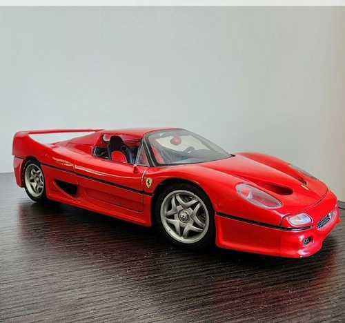 Модель 1:18 1/18 Ferrari F50 Maisto