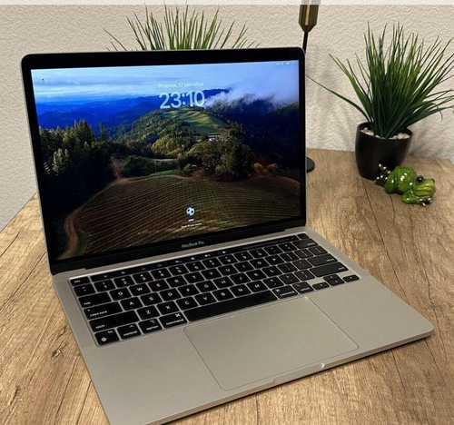 MacBook Pro 13 M1 8gb 256gb