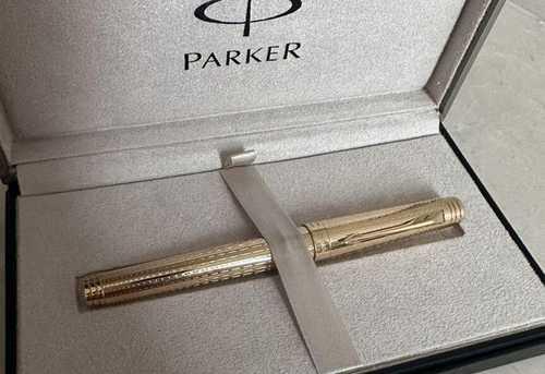 Перьевая ручка Parker Premier DeLuxe F562