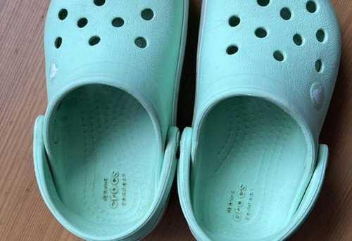 Crocs c7