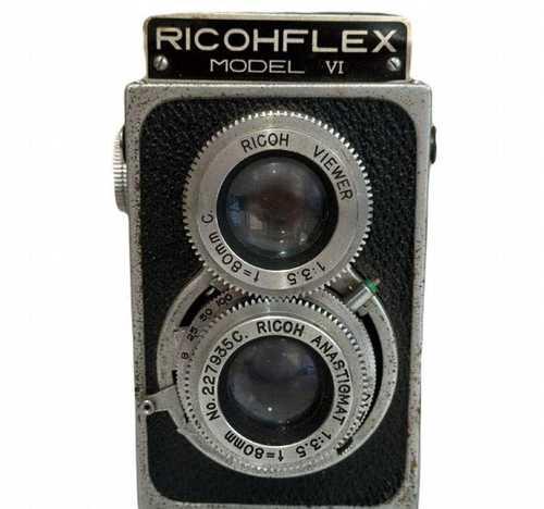 Ricohflex Model 7 + Ricoh Anastigmat 1:3.5 - 8cm