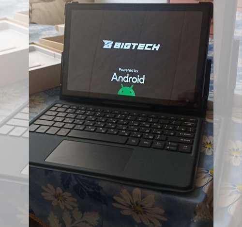Планшет с клавиатурой BigTech B2 10.1