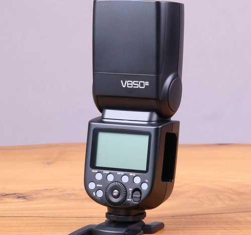 Вспышка накамерная Godox Ving V850III Canon новая