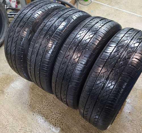 Hankook Optimo K406 215/65 R16