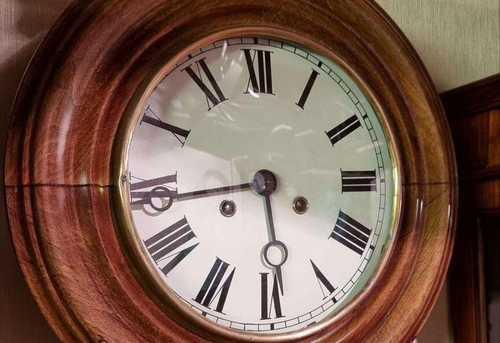 Старинные настенные часы "шайба"
