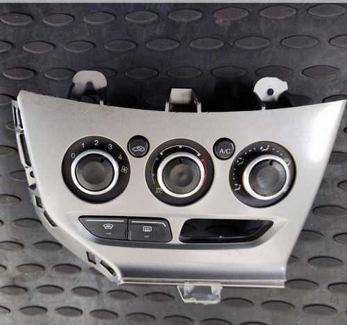 Блок управления кондиционером Ford Focus 3 дорест