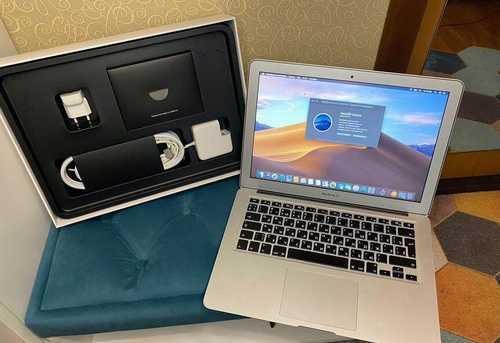 MacBook Air 13" 2019 с коробкой, зарядкой