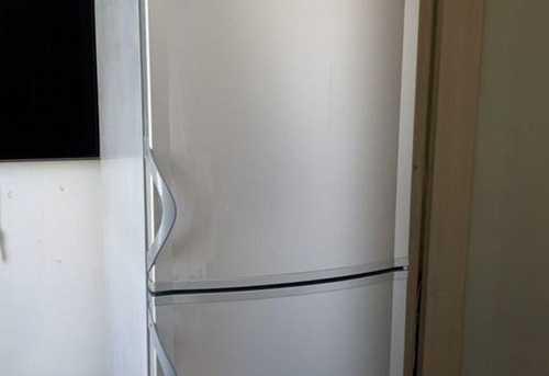 Холодильник бу Vestfrost (Дания)