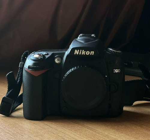 Зеркальный фотоаппарат Nikon d90