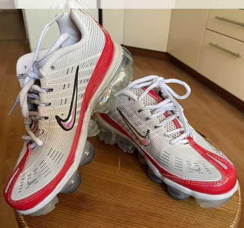 Кроссовки Nike vapormax 360 gray red