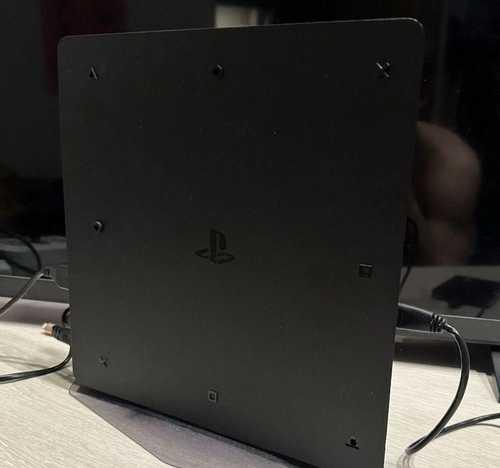 Sony playstation 4 slim