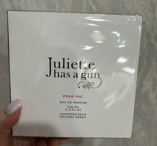 Juliette has a gun pear inc