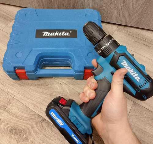 Шуруповерт makita 26V с набором