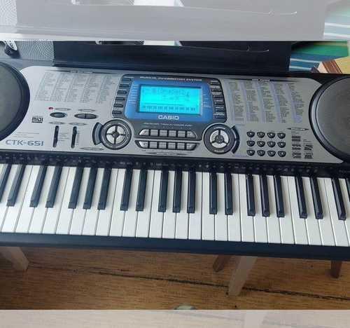 Цифровое пианино Casio CTK-651