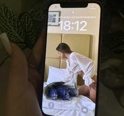 iPhone 12, 64 ГБ