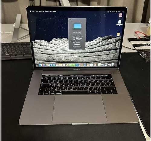 MacBook Pro 15.4 i7 2019