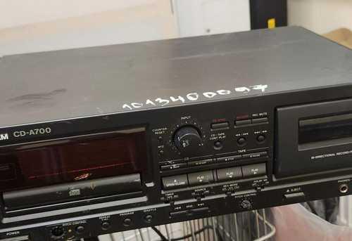 Проигрыватель Tascam cd-a700 дека