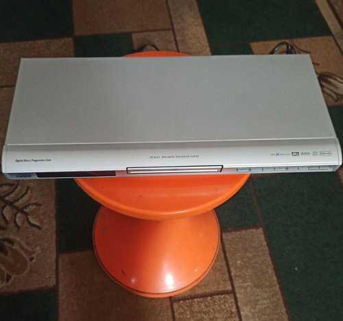 Продам DVD player JVC