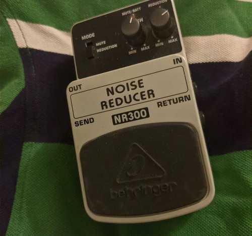 Behringer NR300 Noise Reducer