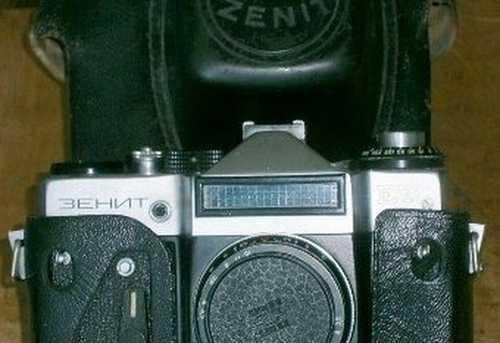 Плёночный фотоаппарат Zenit-ET