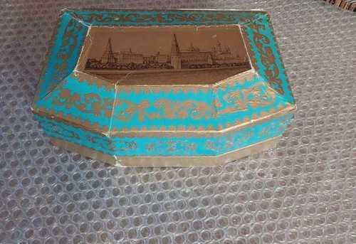 Коробка от духов СССР голубой ларец