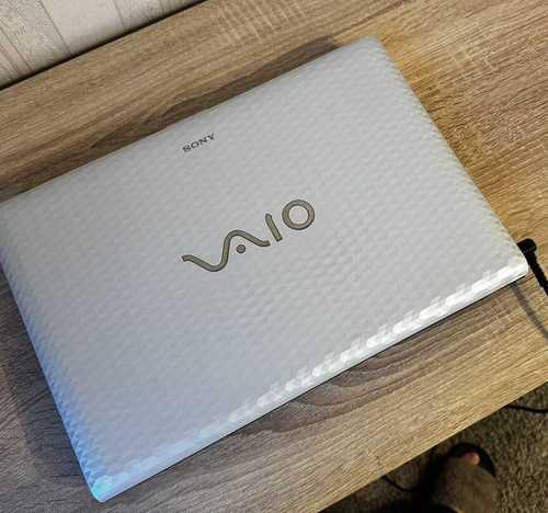 Ноутбук Sony Vaio i5