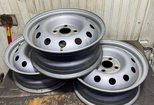Штампы диски r14 4x100